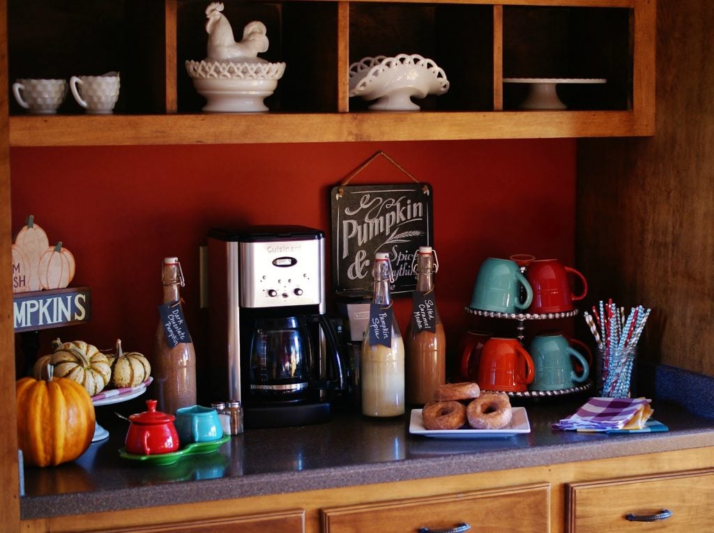 Thanksgiving Coffee Bar + 3 Fall Creamers - Southern Discourse