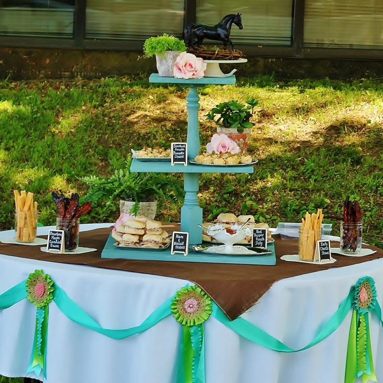 How to Host Your Own Derby Party - Southern Discourse