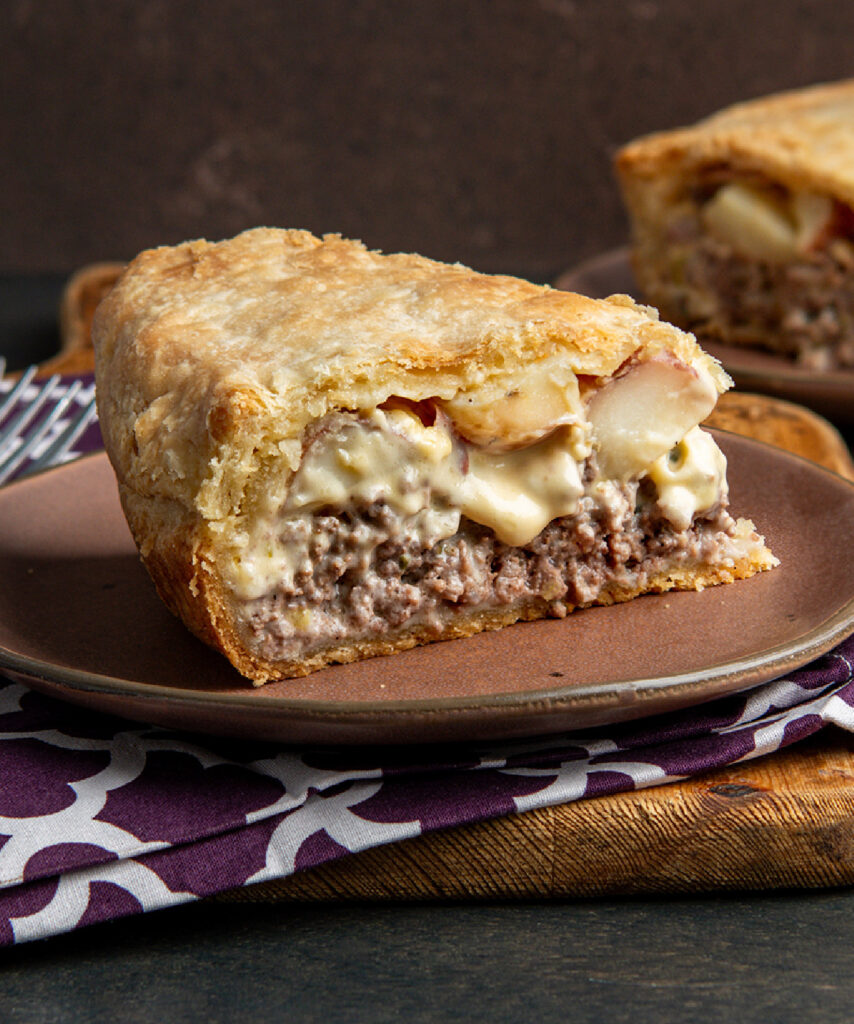 Southern Cottage Pie (Meat & Potatoes Pot Pie) - Southern Discourse