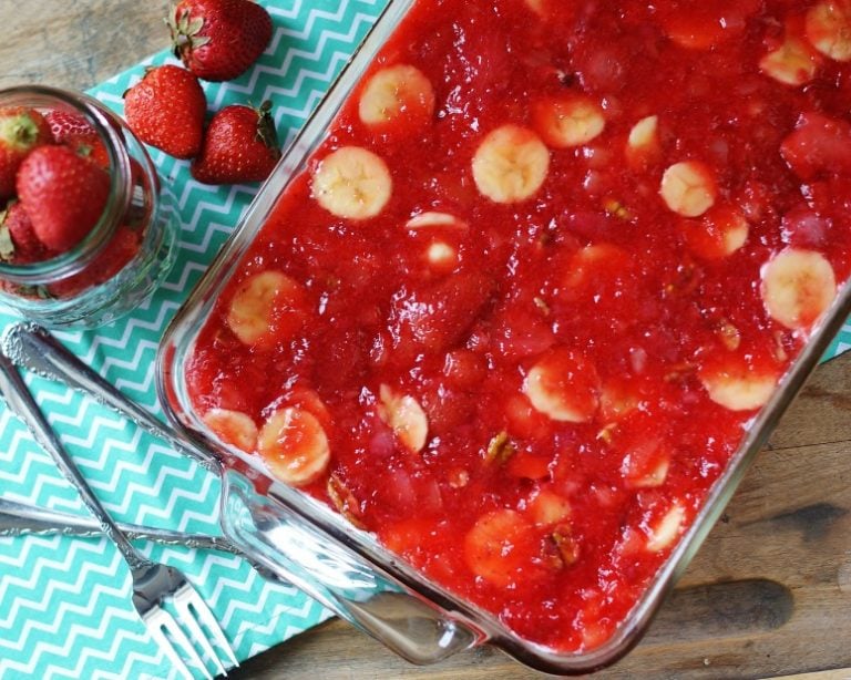 Strawberry Jello Salad: A Southern Tradition - Southern Discourse