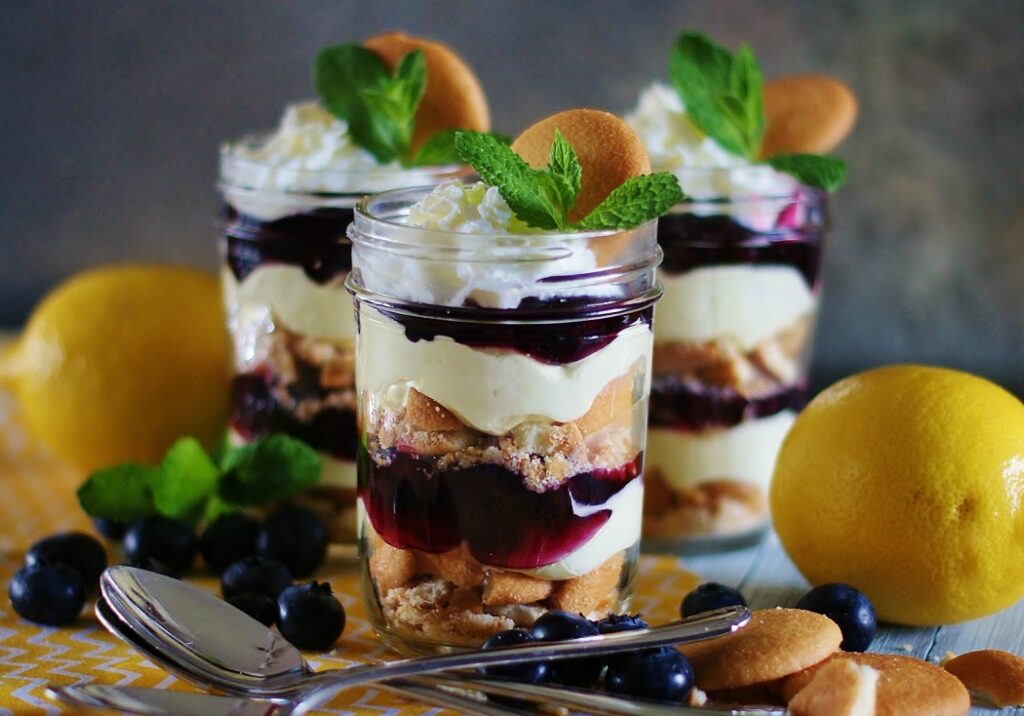 Saturday Seven- Easy Cookout Desserts - Southern Discourse