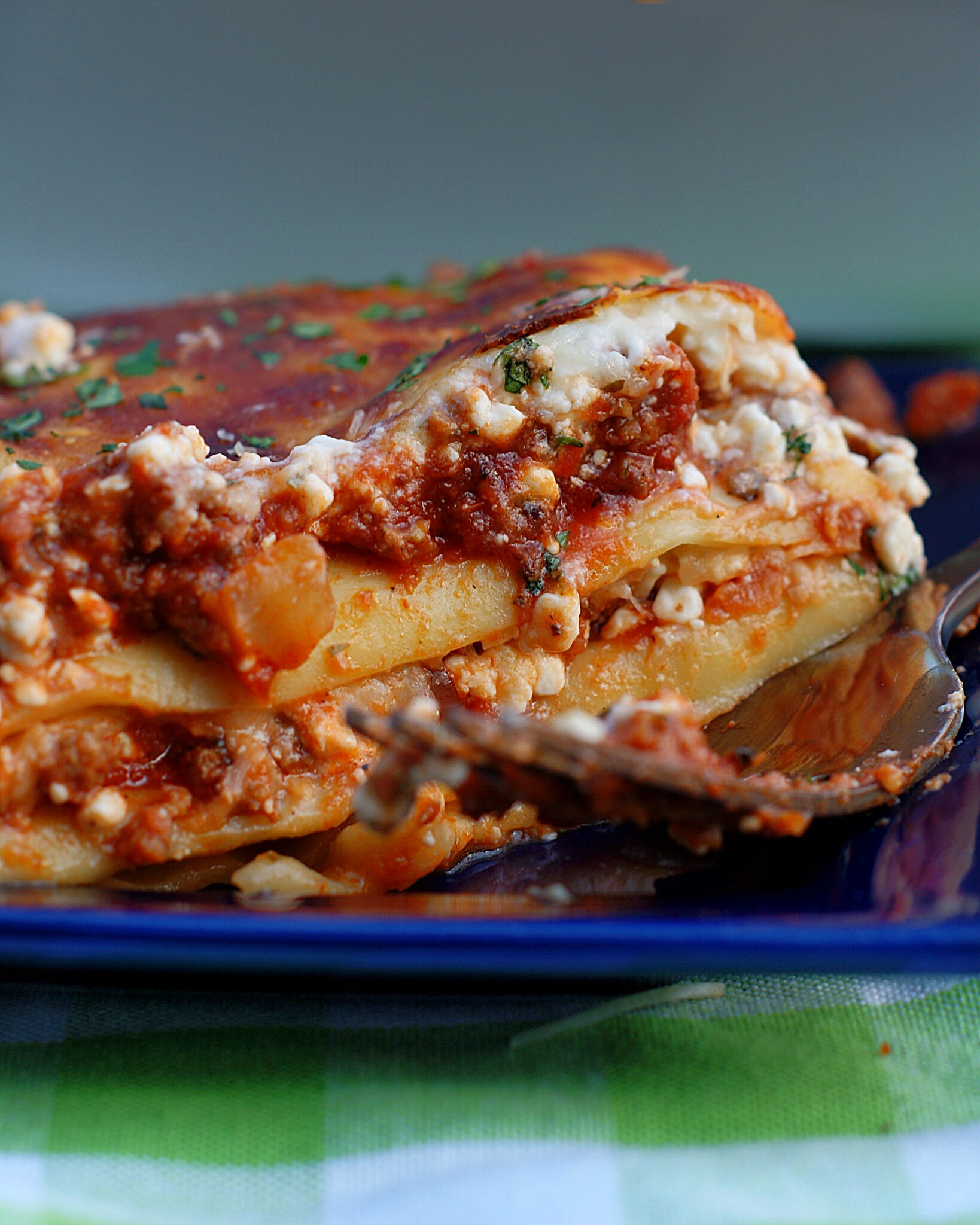 Monday Menu #117- Lasagna & Stuffed Party Potatoes - Southern Discourse