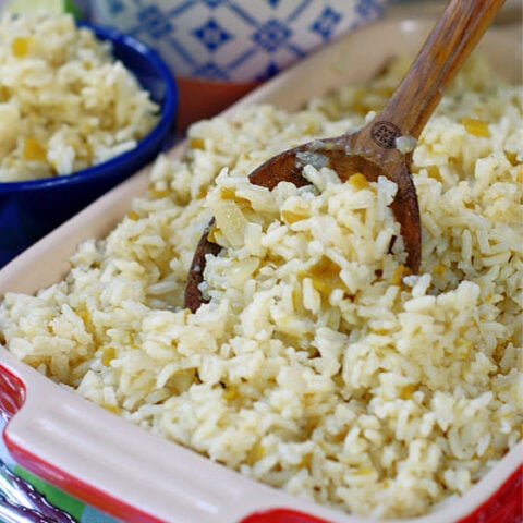 Easy Green Chile Rice - Southern Discourse