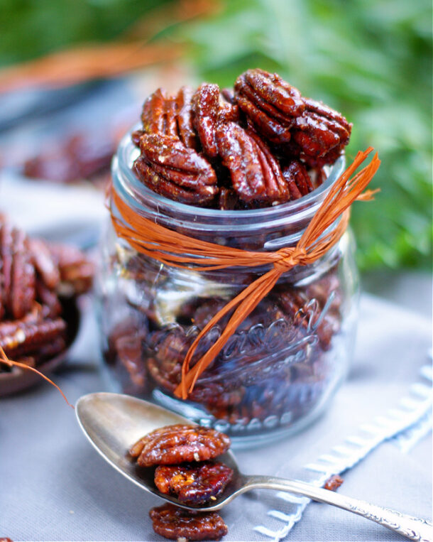 Honey Spiced Pecans - Southern Discourse
