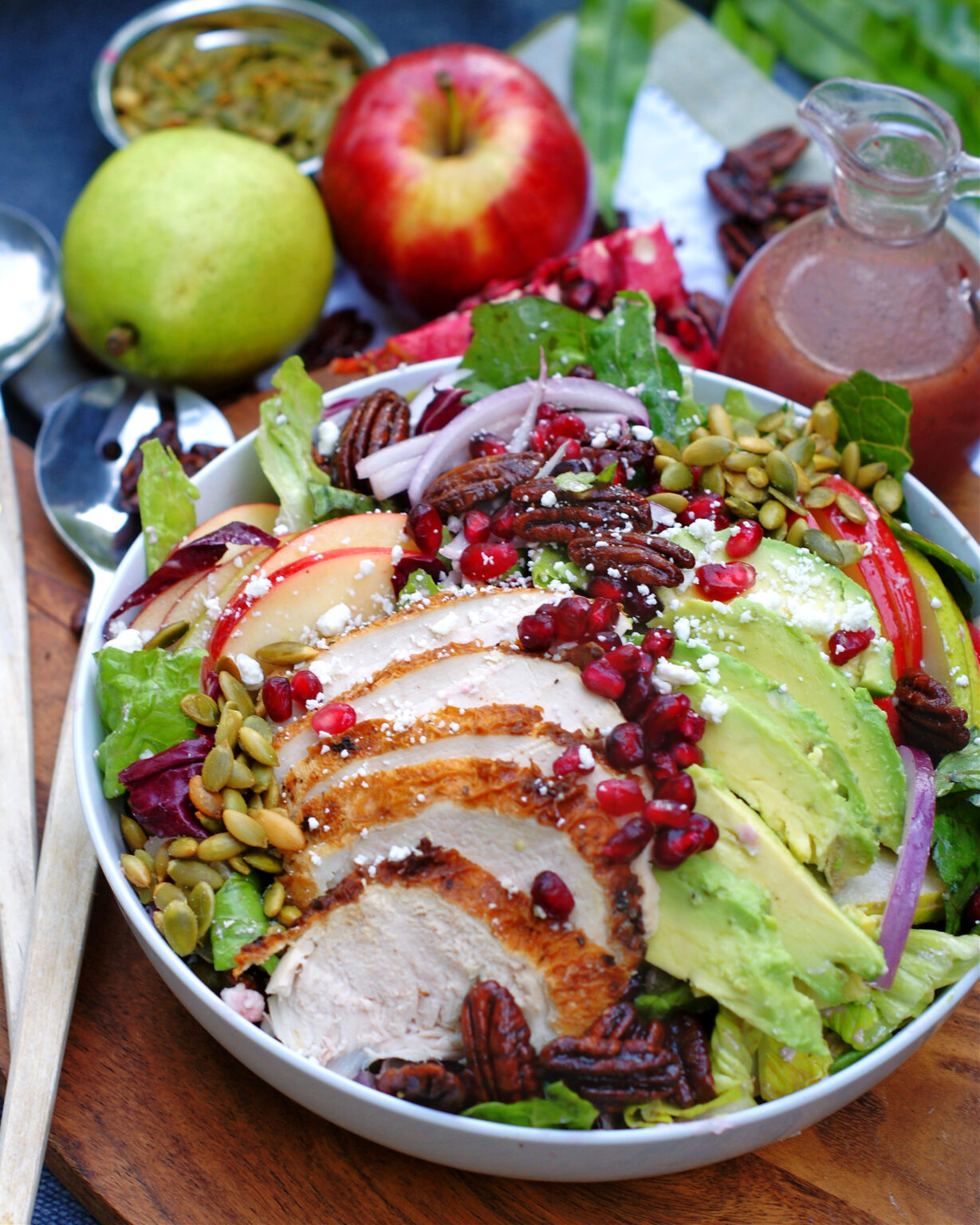 7 Hearty Salads That Won't Leave You Hungry - Southern Discourse