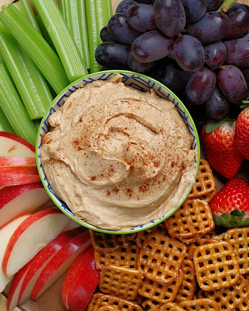 17 Christmas Eve Dips - Southern Discourse