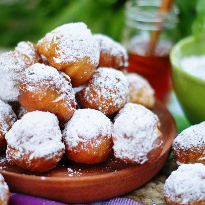 Easy Louisiana Biscuit Beignets - Southern Discourse