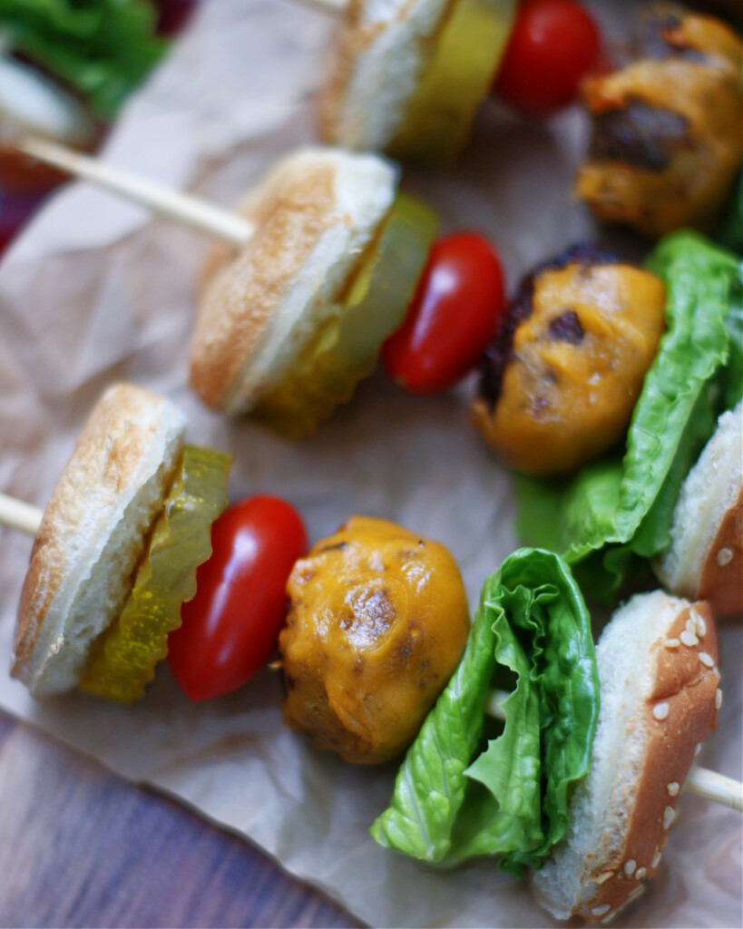 Mini Cheeseburger Skewers - Southern Discourse