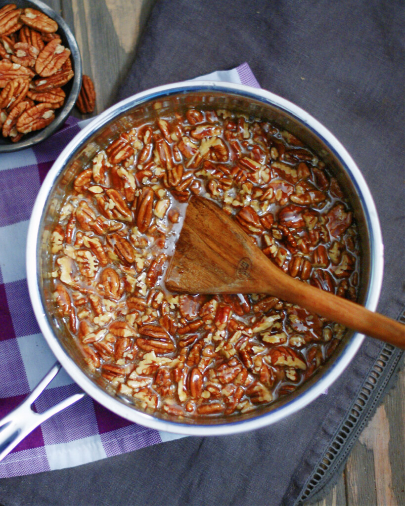 Classic Louisiana Pralines - Southern Discourse