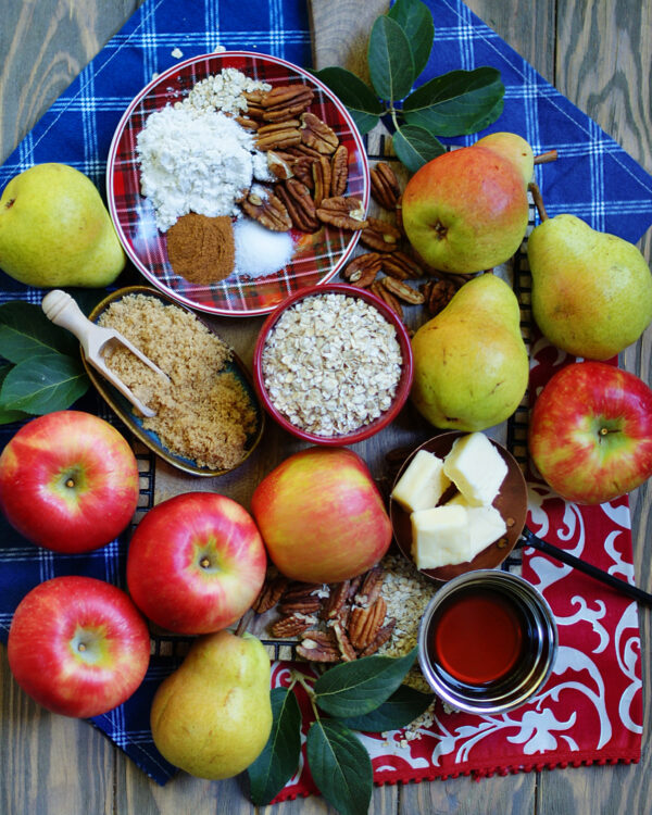 Cozy Apple Pear Crisp - Southern Discourse