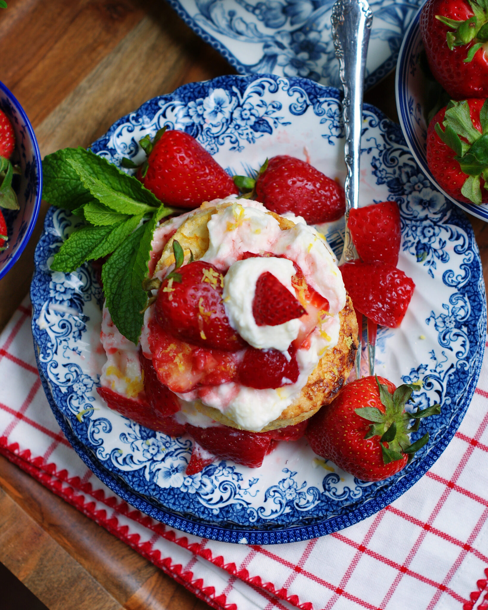 Classic Strawberry Shortcakes Recipe - Southern Discourse