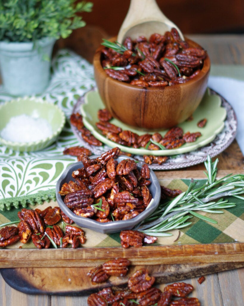 Toasted Rosemary Pecans - Southern Discourse