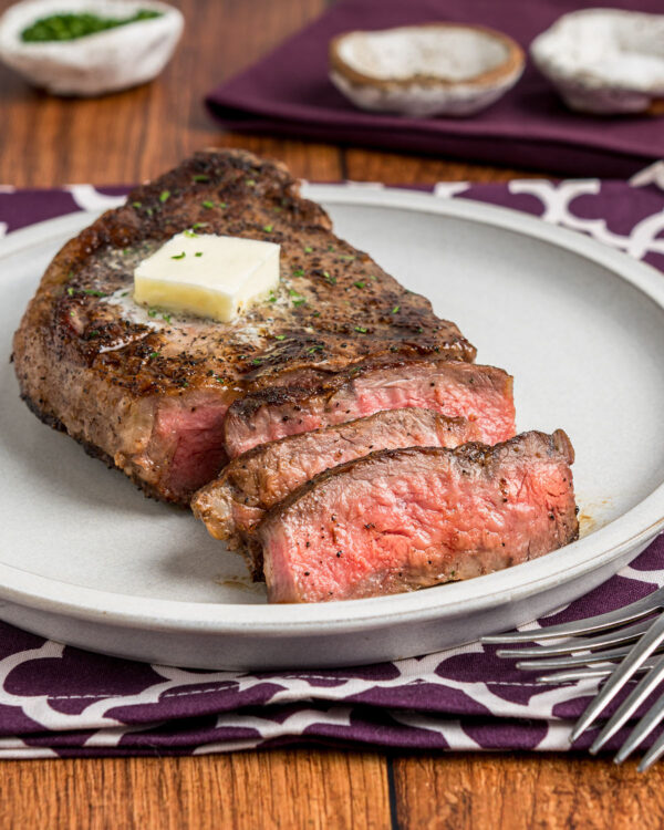 Perfect Cast Iron Skillet Steak - Southern Discourse